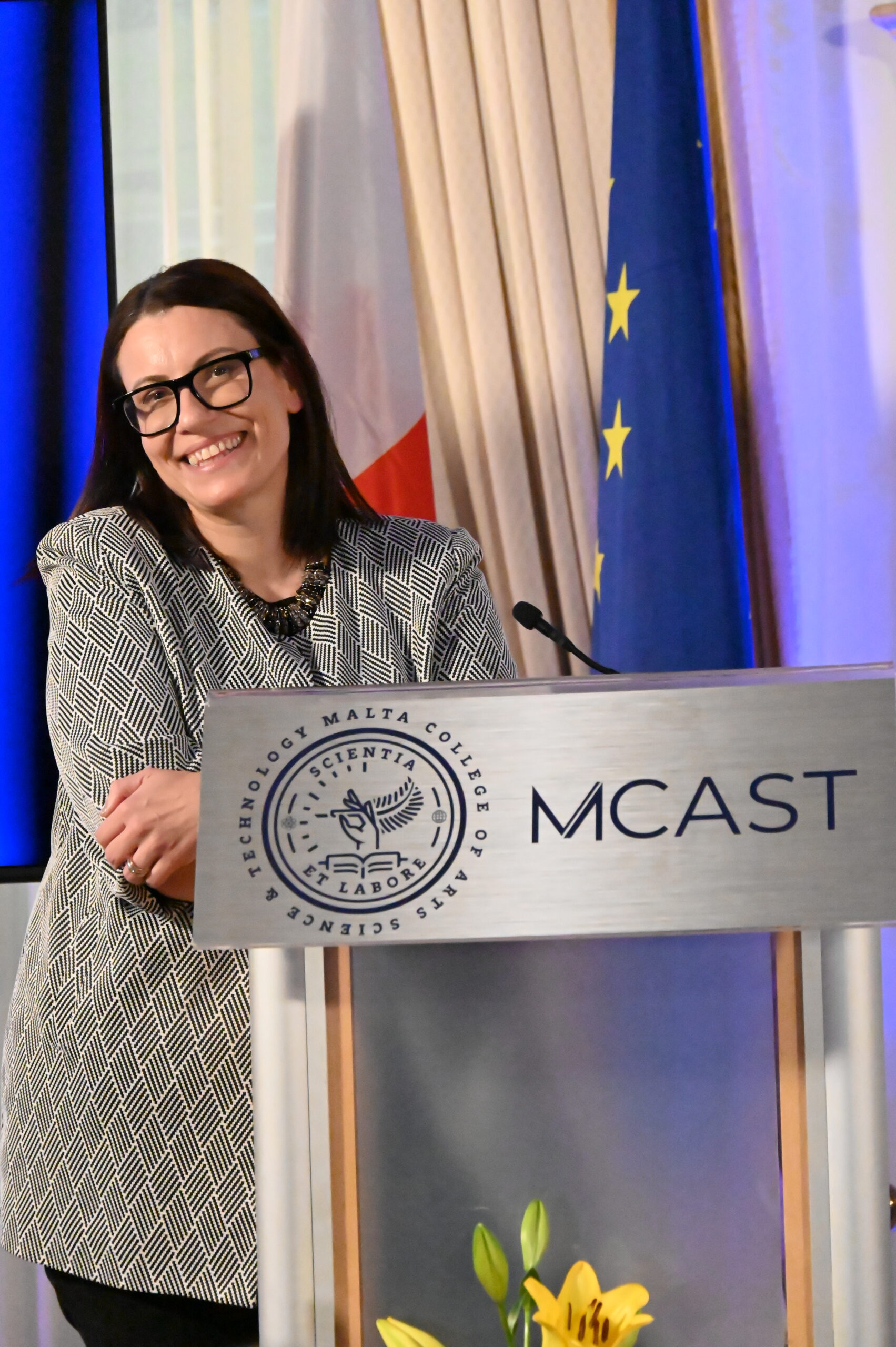 Outlining the importance of Apprenticeships to Students and the ...